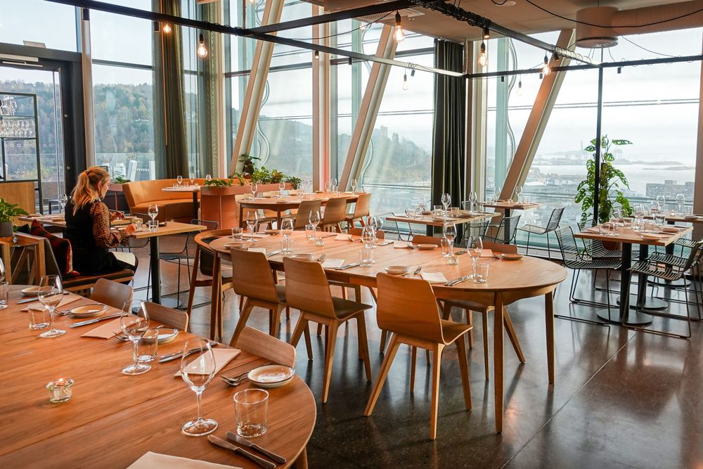 BISTRO TOLVTE - Updated September 2024 - Edvard Munchs Plass 1, Oslo ...