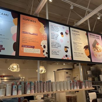 MOLLY MOON’S HOMEMADE ICE CREAM - Updated July 2025 - 628 Photos & 477 ...