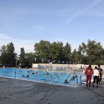 FRED BROADSTOCK POOL - Updated December 2025 - 16 Photos - 15720 105 ...