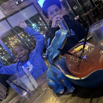 THE DERBY RESTAURANT & BAR - Updated November 2025 - 208 Photos & 276 ...