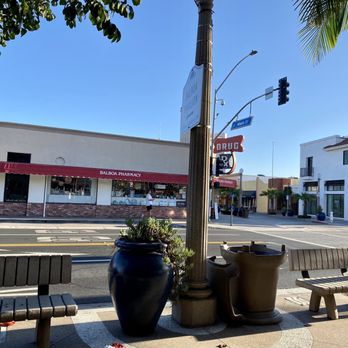 BALBOA LILY’S - Updated November 2024 - 483 Photos & 458 Reviews - 711 ...