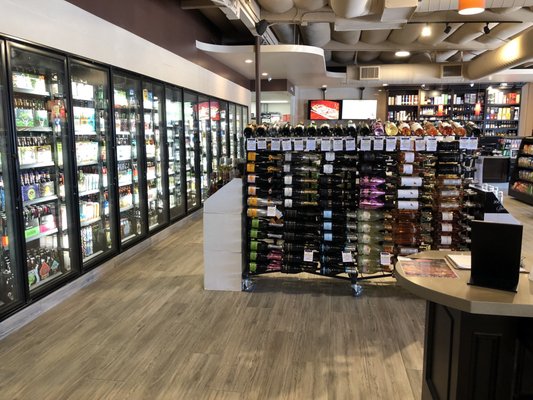 OC WINE MART & DELI - 209 Photos & 191 Reviews - 1691 E Lincoln Ave ...