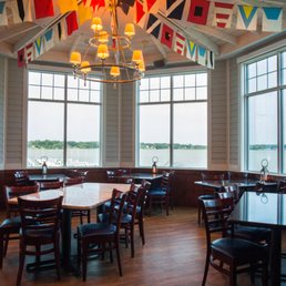LIGHTHOUSE RESTAURANT - Updated July 2025 - 396 Photos & 628 Reviews ...