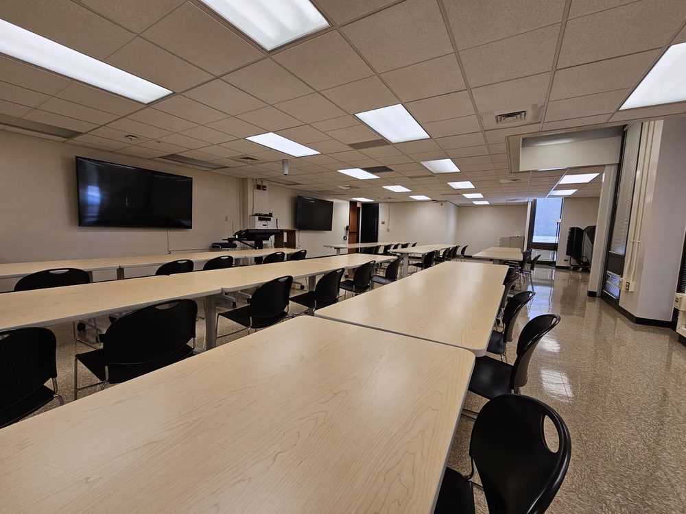 HAMILTON LIBRARY - Updated December 2025 - 42 Photos & 29 Reviews ...