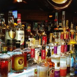 THE IRISH TIMES PUB - Updated January 2026 - 90 Photos & 130 Reviews ...