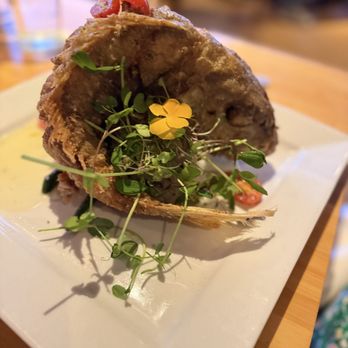 The Fish Hopper Kona – Seafood & Steaks