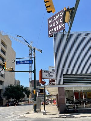 ALAMO MUSIC CENTER - Updated June 2025 - 33 Photos & 60 Reviews - 425 N ...