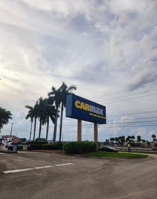 CARMAX - Updated April 2026 - 60 Photos & 71 Reviews - 6300 NW 167th St ...
