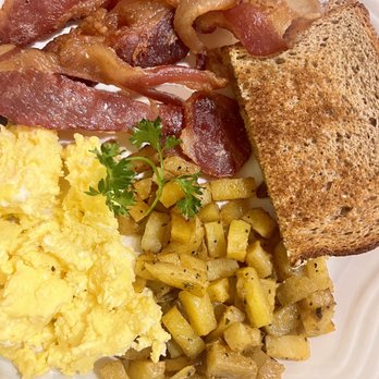 SUNSHINE DELI & CATERING - Updated August 2024 - 123 Photos & 161 ...