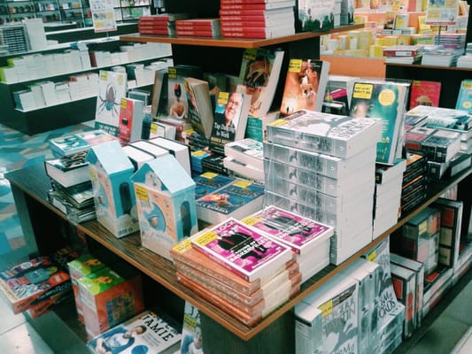 BOOK XCESS - Updated October 2025 - 11 Reviews - 18 Jalan Persiaran ...