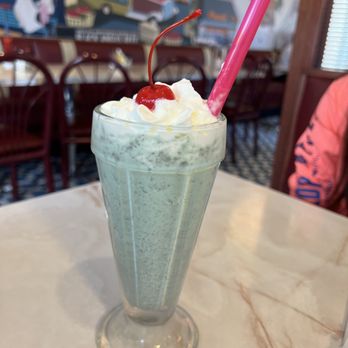 SILVER DINER - Updated May 2024 - 669 Photos & 587 Reviews - 6592 ...