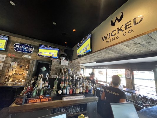 WICKED WING - Updated August 2025 - 90 Photos & 162 Reviews - 321 W ...
