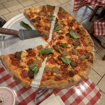 ANTO’S PIZZA ROMANA & ITALIAN MARKET - Updated December 2025 - 41 Photos & 64 Reviews - 1129 3rd ...