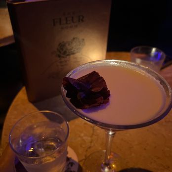 THE FLEUR ROOM - Updated June 2024 - 158 Photos & 114 Reviews - 105 W ...