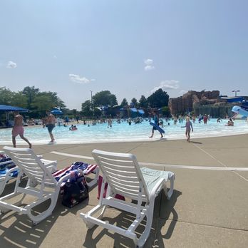 WHEELING AQUATIC CENTER - Updated December 2025 - 13 Photos & 32 ...
