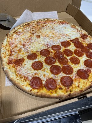 PARAMOUNT PIZZA SLICES - Updated December 2025 - 11 Photos & 29 Reviews ...