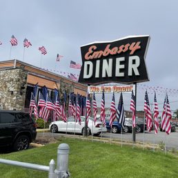 EMBASSY DINER - Updated January 2026 - 330 Photos & 392 Reviews - 4280 ...