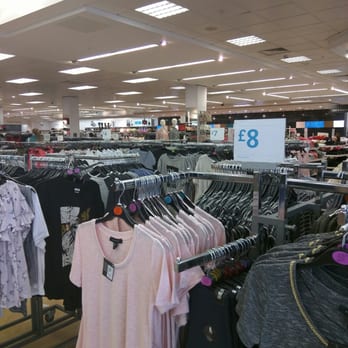 PRIMARK - Updated August 2024 - Goosecroft Road, Stirling, United ...