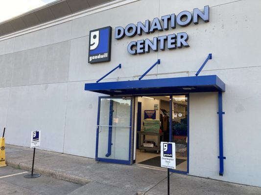 GOODWILL THRIFT STORE & DONATION CENTER- WESTHEIMER RIVER OAKS ...