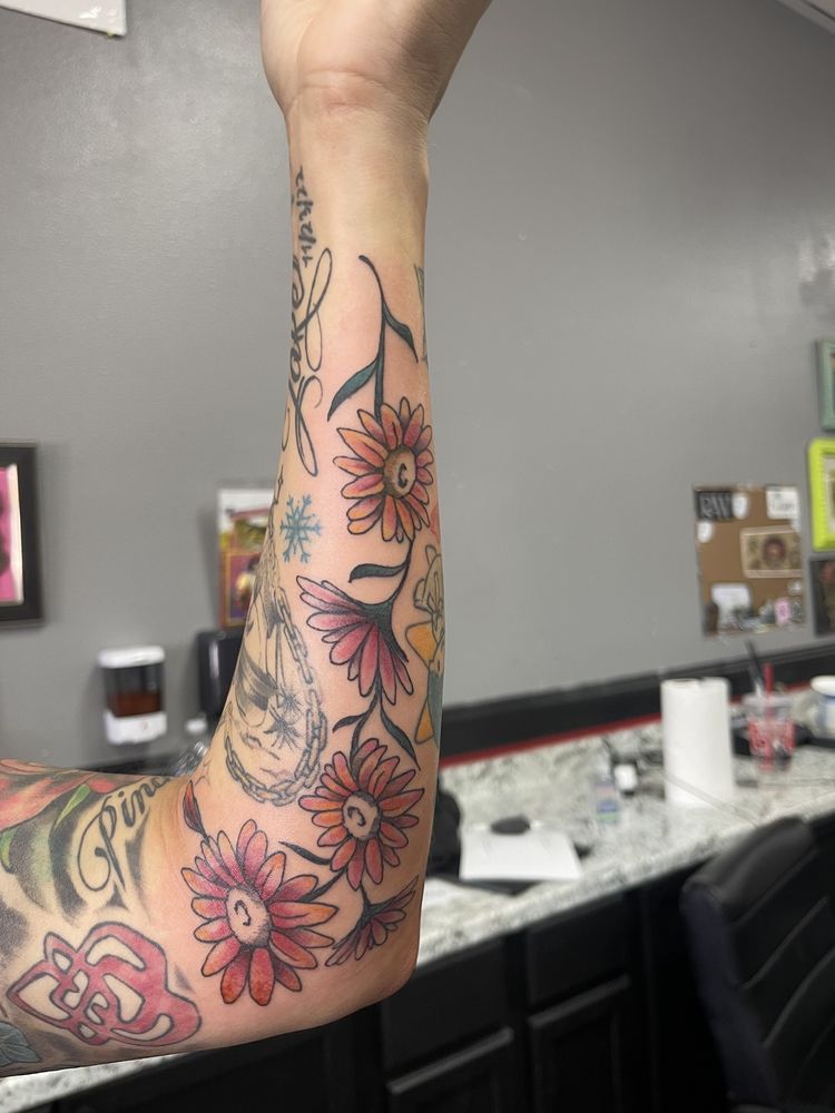 INK THERAPY TATTOO - 32 Photos - 775 W Craig Rd, North Las Vegas ...