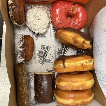 ORIGINAL HOUSE OF DONUTS - Updated April 2025 - 534 Photos & 752 ...