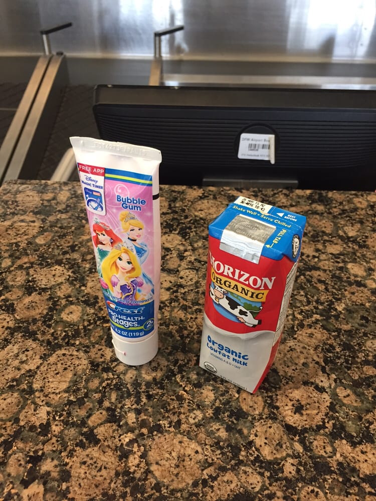 TSA CHECKPOINT D18 - DALLAS/FORT WORTH INTERNATIONAL AIRPORT - 3200 E ...