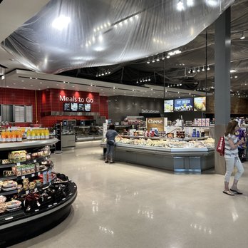 METRO - Updated December 2025 - 15 Photos - 910 Southdown Road ...