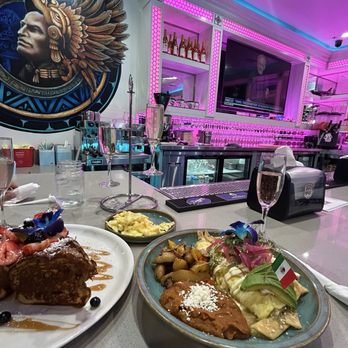 THE BRUNCH SPOT - Updated October 2025 - 70 Photos & 41 Reviews - 735 S ...