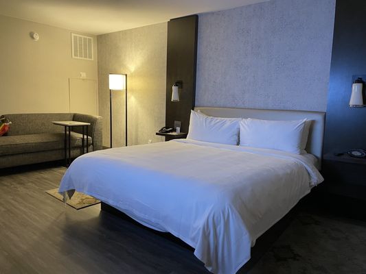 MARRIOTT RIVERSIDE AT THE CONVENTION CENTER - Updated October 2025 ...