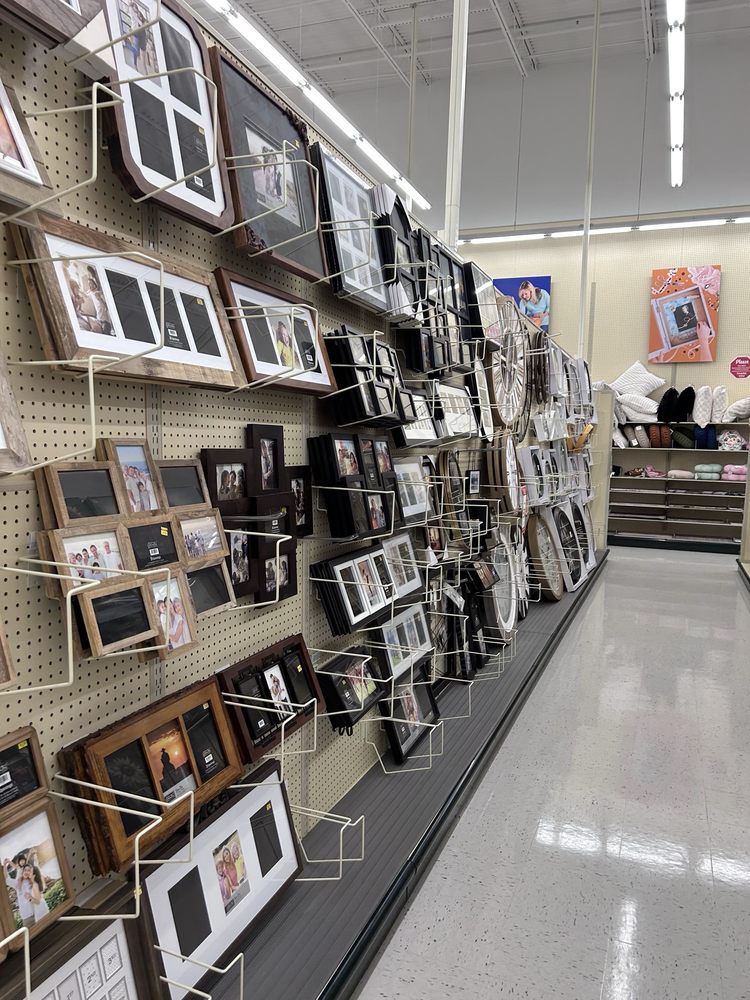 HOBBY LOBBY - Updated October 2025 - 133 Photos - 10900 Research Blvd ...