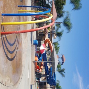 Splash Zone - 43 Photos & 59 Reviews - Water Parks - 3233 Kelburn Ave ...