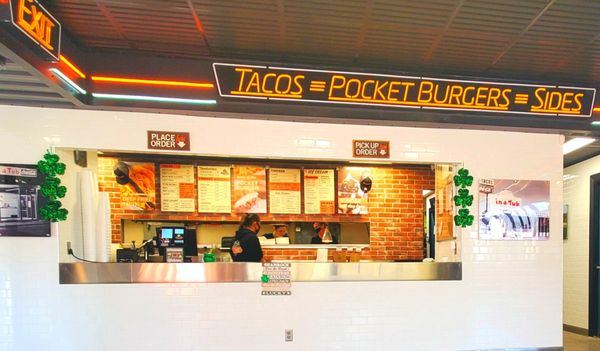 IN A TUB - 45 Photos & 107 Reviews - Mexican - 4000 N Oak Trafficway ...