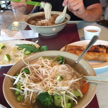 HOT PHO RESTAURANT - Updated December 2025 - 24 Photos & 19 Reviews ...