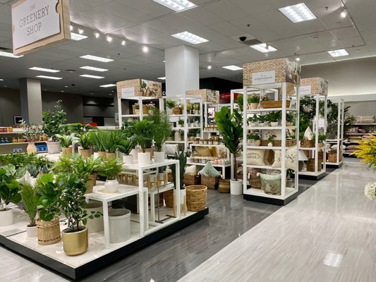 TARGET - Updated October 2025 - 183 Photos & 161 Reviews - 5115 ...