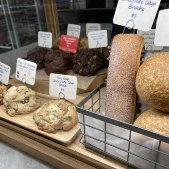 LEVAIN BAKERY - WEST LOOP, CHICAGO - Updated August 2024 - 484 Photos ...