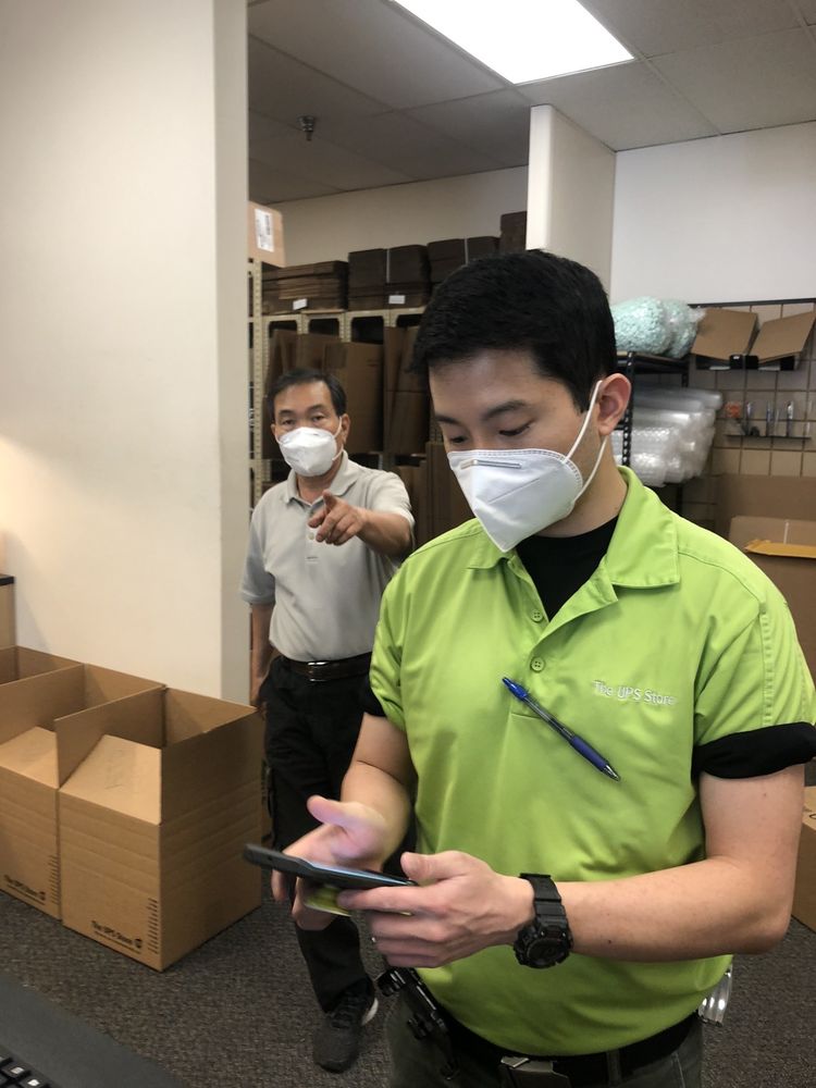 THE UPS STORE - 16 Photos & 140 Reviews - 1630 30th St, Boulder ...