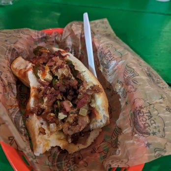 DAT DOG - Updated October 2024 - 686 Photos & 665 Reviews - 5030 Freret ...