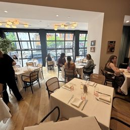 SASSETTA - Updated August 2025 - 159 Photos & 85 Reviews - 1530 Main St ...