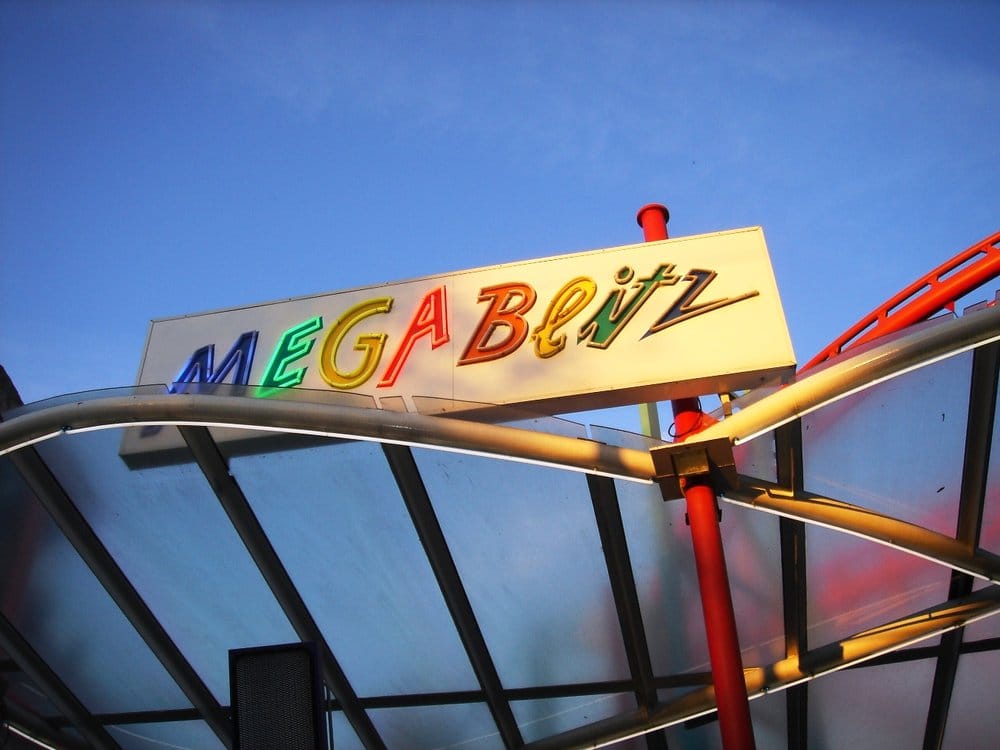 MEGABLITZ - Updated April 2024 - Parzelle 145, Prater, Wien, Austria ...