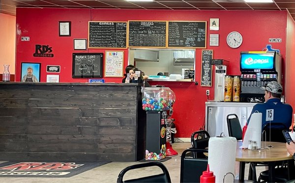 RD’S BURGERS - Updated May 2026 - 100 Photos & 265 Reviews - 3929 ...