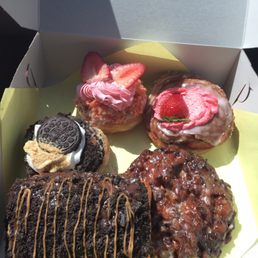 COLORADO DONUTS - 2200 Photos & 1077 Reviews - 1578 Colorado Blvd, Los ...