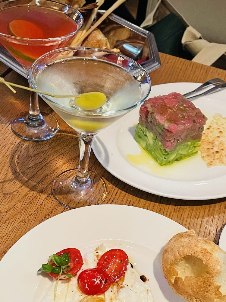 SALOTTO 31 - Updated December 2025 - 28 Photos & 33 Reviews - 31 Lovat ...