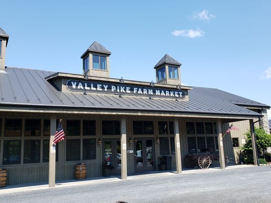 VALLEY PIKE FARM MARKET - Updated July 2025 - 83 Photos & 82 Reviews ...