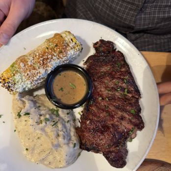 THE PERFECT LANDING RESTAURANT - Updated August 2025 - 572 Photos & 748 ...