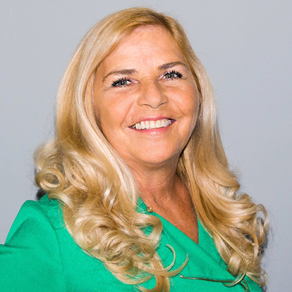 Stacey Sebastian's Instagram, Twitter & Facebook on IDCrawl