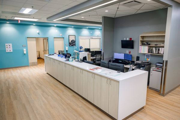 LEGACY ER & URGENT CARE - Updated December 2025 - 16 Photos - 211 W ...