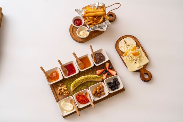 MODA CAFE AND RESTAURANT - Updated November 2025 - 345 Photos & 106 ...