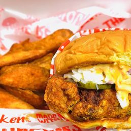 THE RED CHICKZ - Updated January 2026 - 758 Photos & 727 Reviews - 557 ...