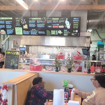 HI-POINTE DRIVE-IN - Updated September 2025 - 1021 Photos & 1008 ...