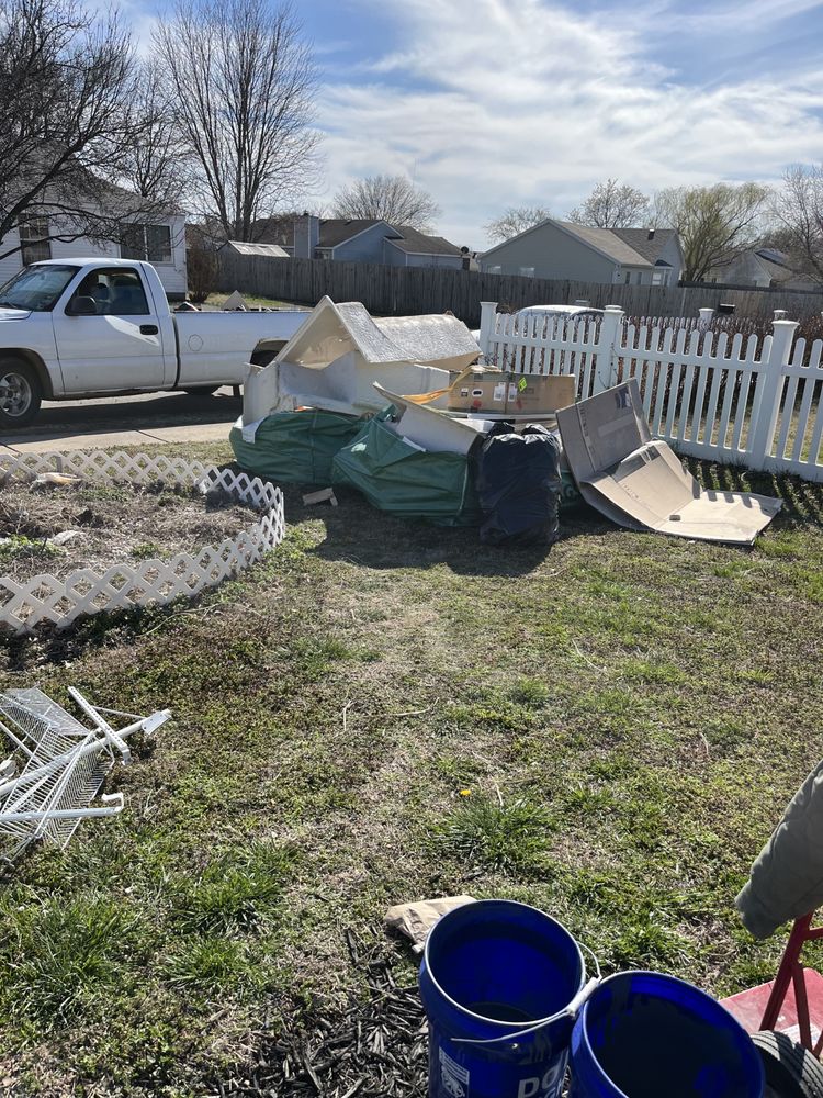 LOONEYS HAUL OFF - Updated October 2025 - Prairie Grove, Arkansas ...